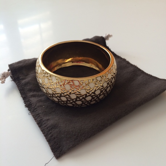 kate spade | Jewelry | Kate Spade White Gold Large Bracelet Caning ...